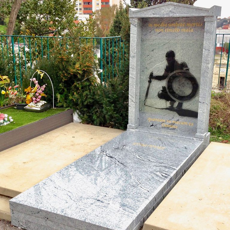 Chapelle - Marbrerie Piccioni